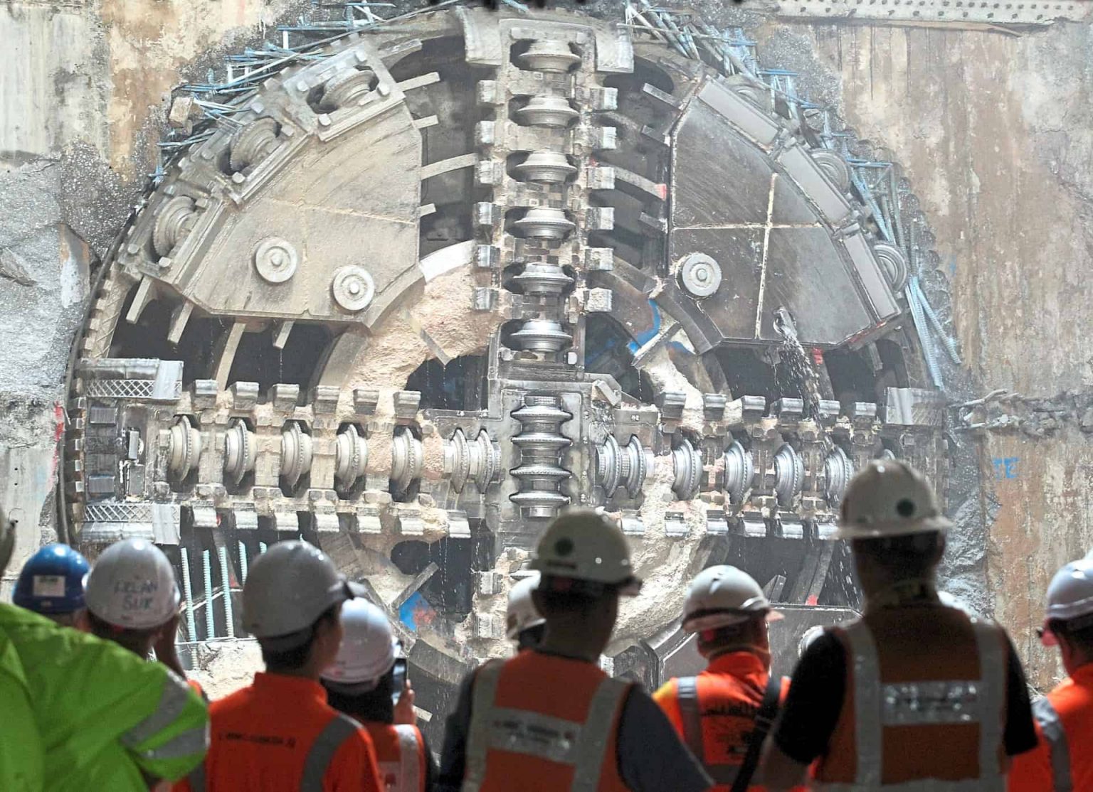 Tunnel ‘breakthrough’ at Ampang Park MRT station – MMC Gamuda