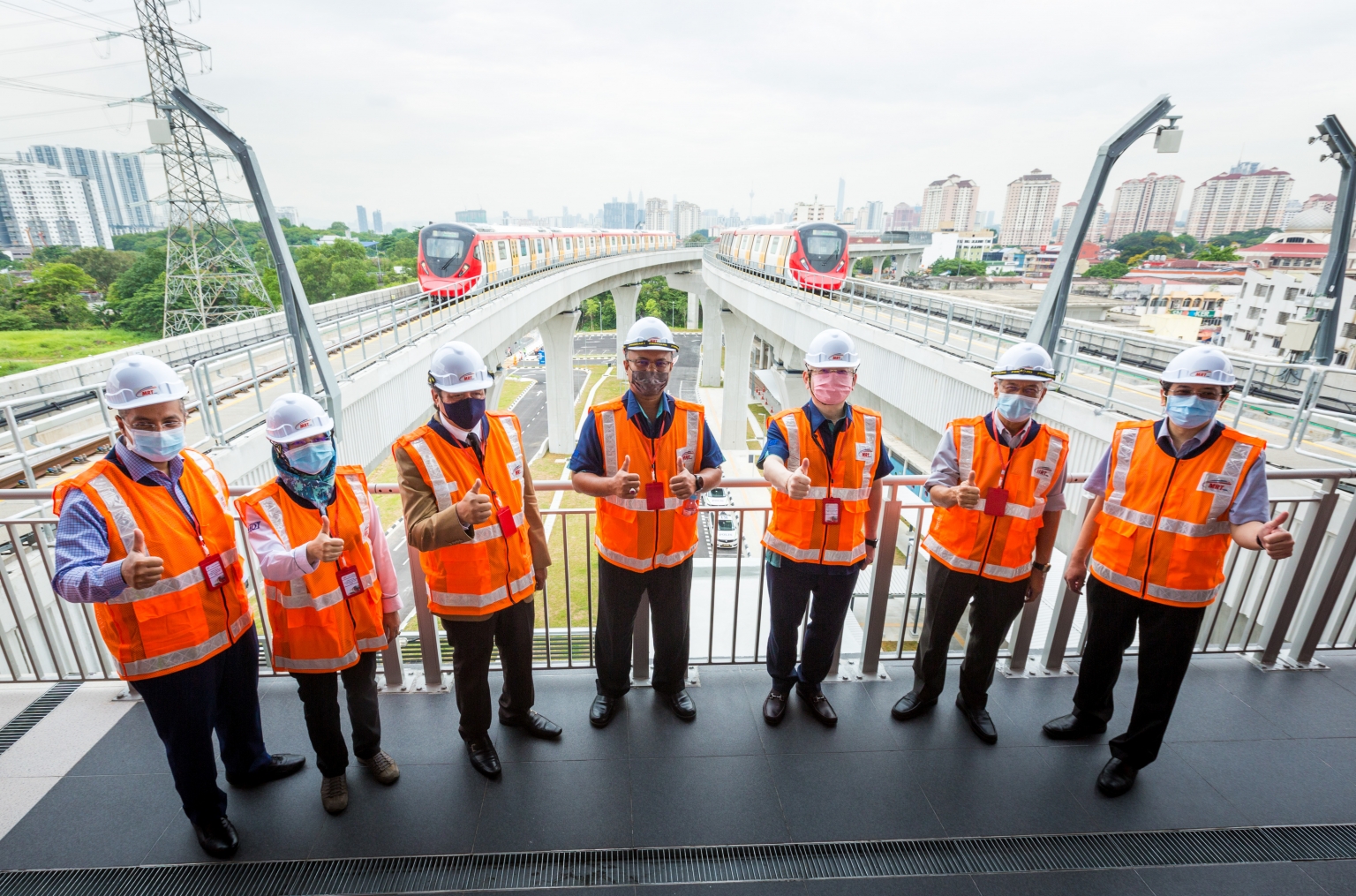 Transport Minister, Deputy Finance Minister Inspect MRT Putrajaya Line ...